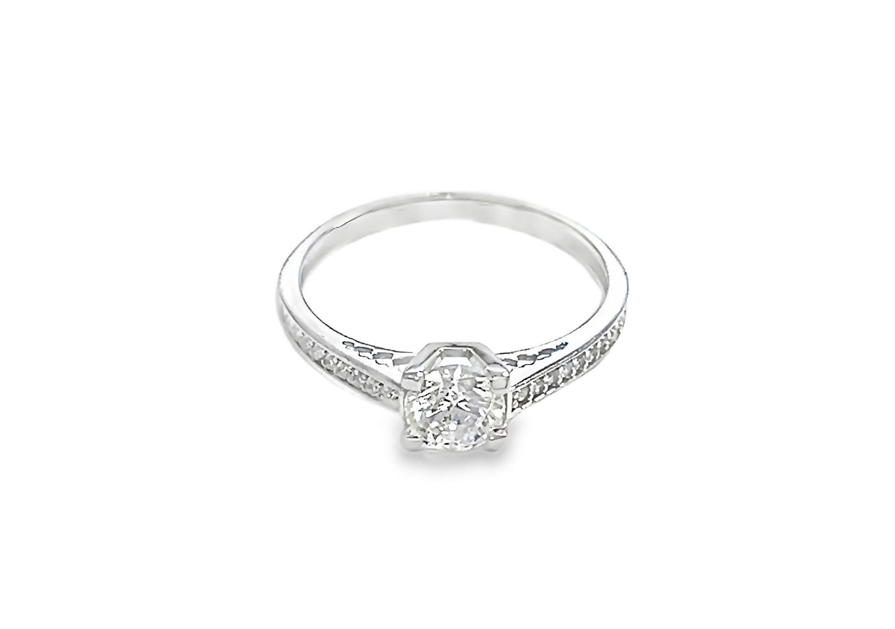 Pre owned 9ct White Gold Cubic Zirconia Solitaire Ring